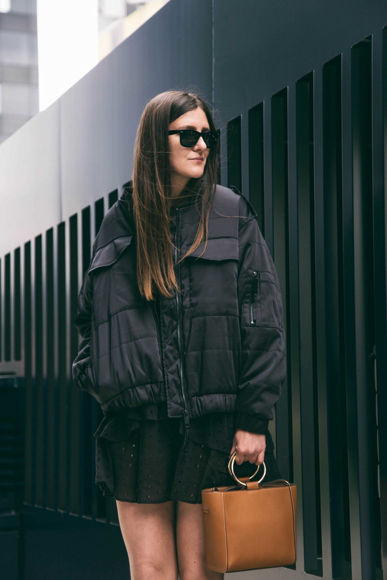 Modna bomberka oversize na wiosnę - musisz ją mieć! | Blog Renee